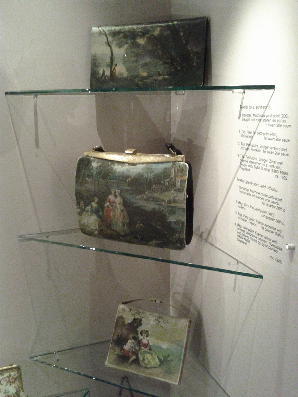 The Tassen Museum of Bags and Purses - nataliastyle