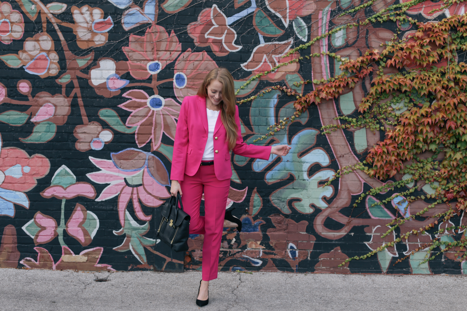 Hot pink suit | Tips for wearing colored suits